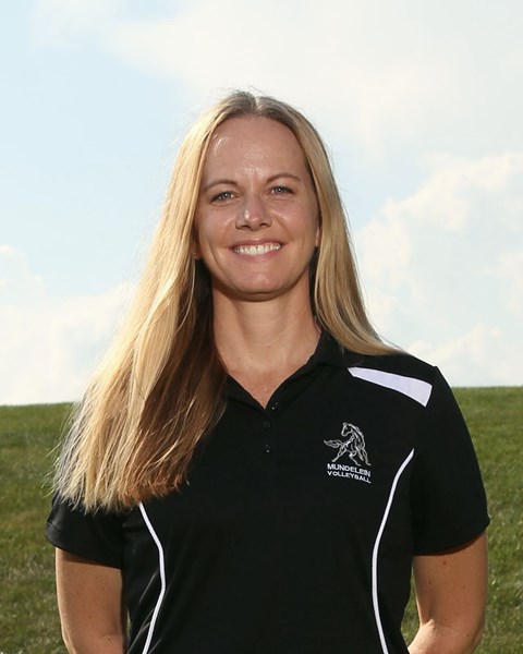 Girls Volleyball - Athletics: Fall | Mundelein High School